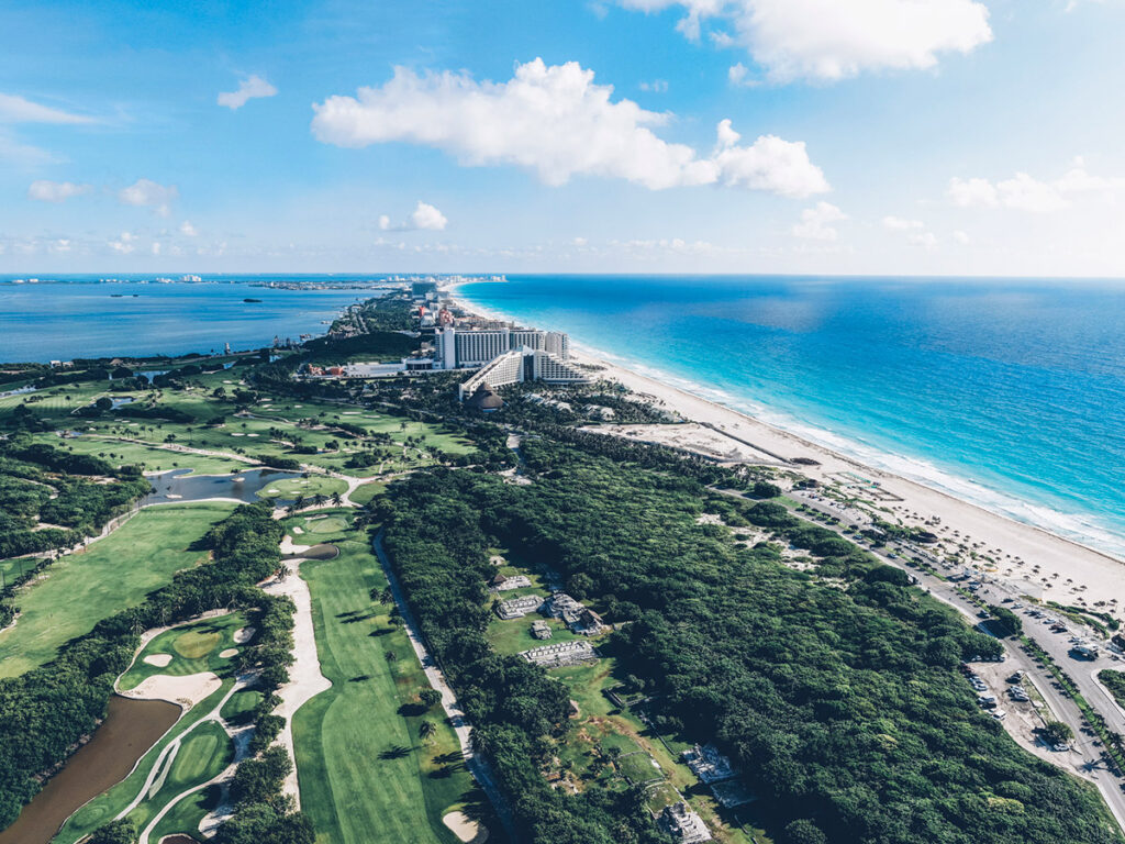 Cancun Golf Club – Golf Town Travel